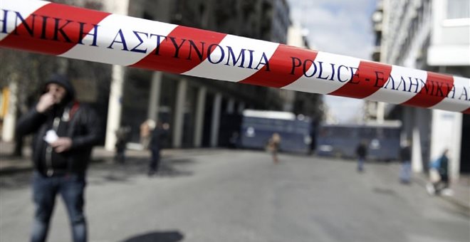 Κόντρα κυβέρνησης - Ν.Δ. με φόντο την απαγόρευση συγκεντρώσεων σε ...
