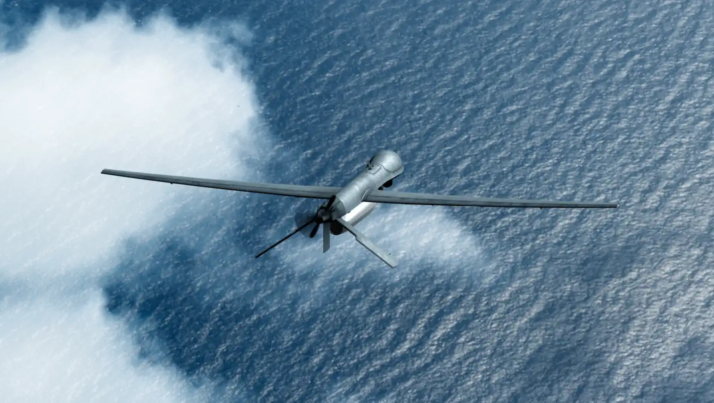 Drones, anti-drones ,όπλα τεχνητής νοημοσύνης,παρέλαση